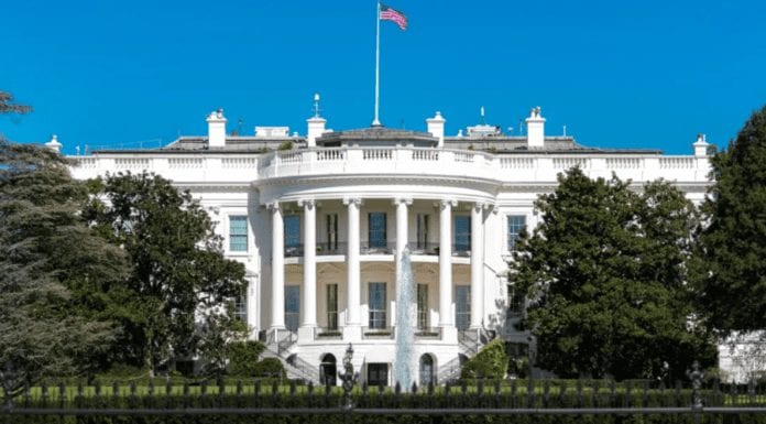 Mini White House In Mississippi – £299k Mini Mansion