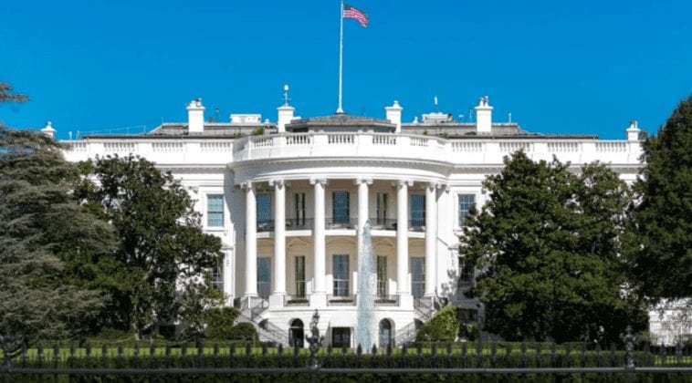 Mini White House In Mississippi – £299k Mini Mansion