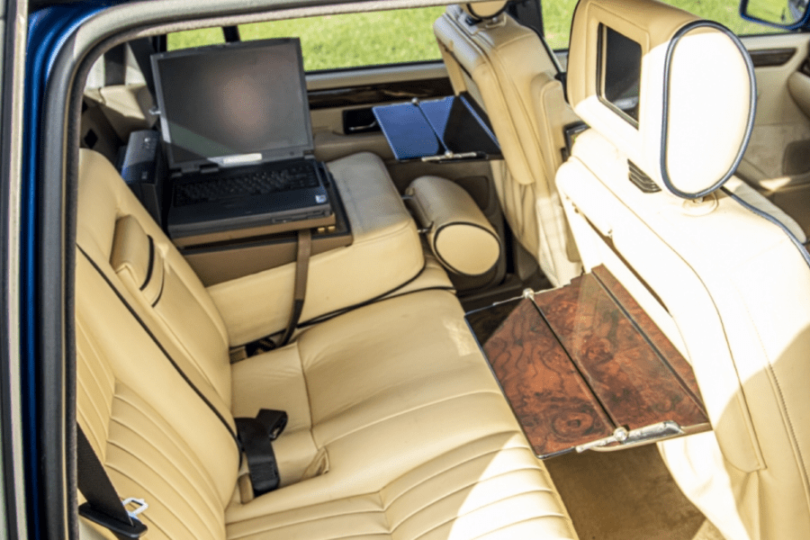 Noel’s Blobby Mobile Office – £450k Range Rover For Sale For £15k